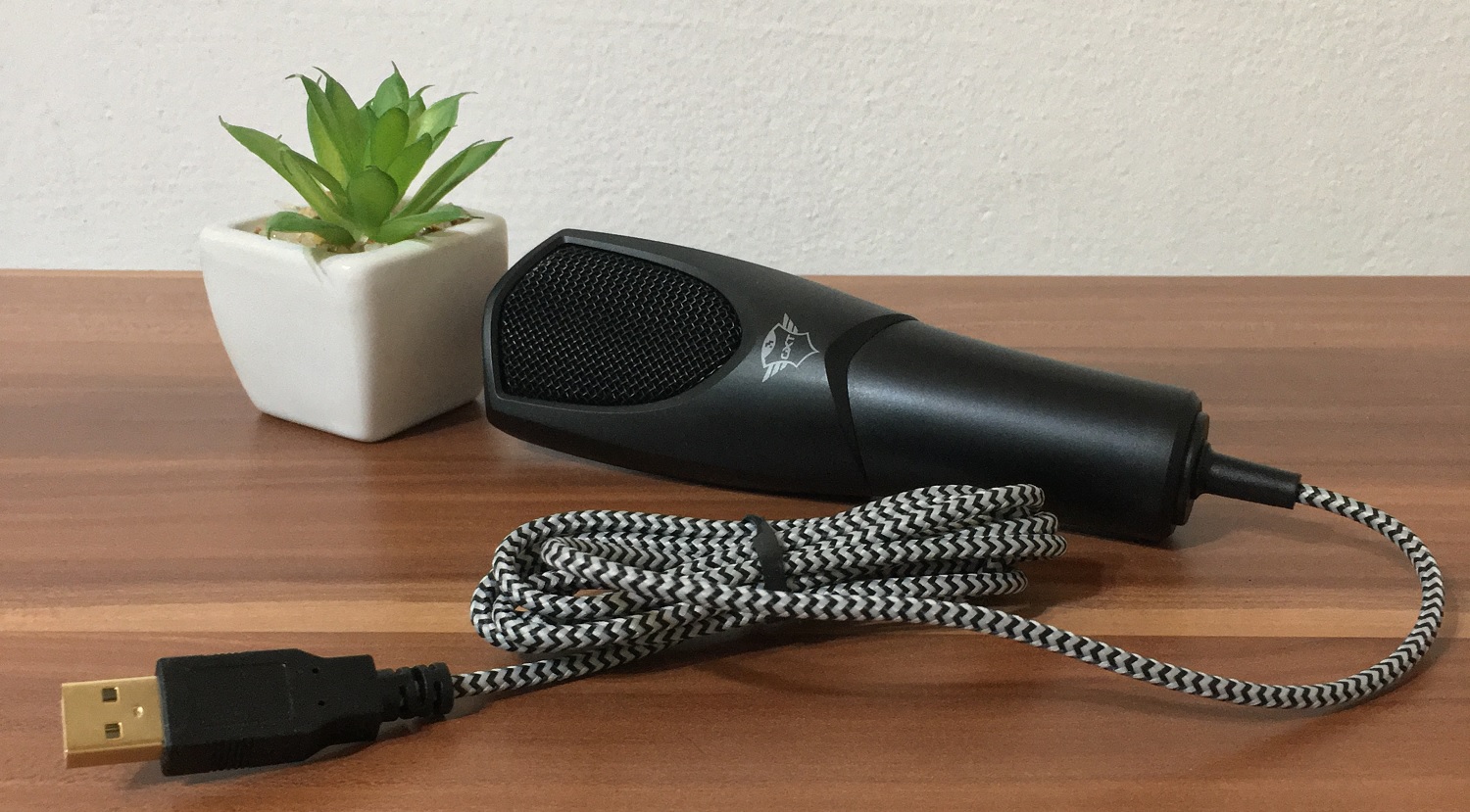 TRUST GXT 232 MANTIS - STREAMER MIKROFONT TESZTELTÜNK - Magna Digital